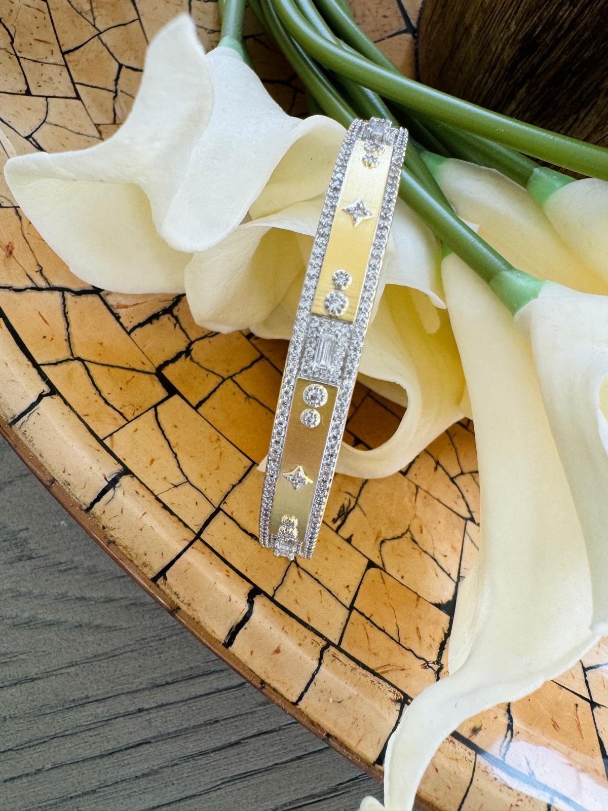 Look of Fine Rich Gold Bangle with Rectangular Stone Detail