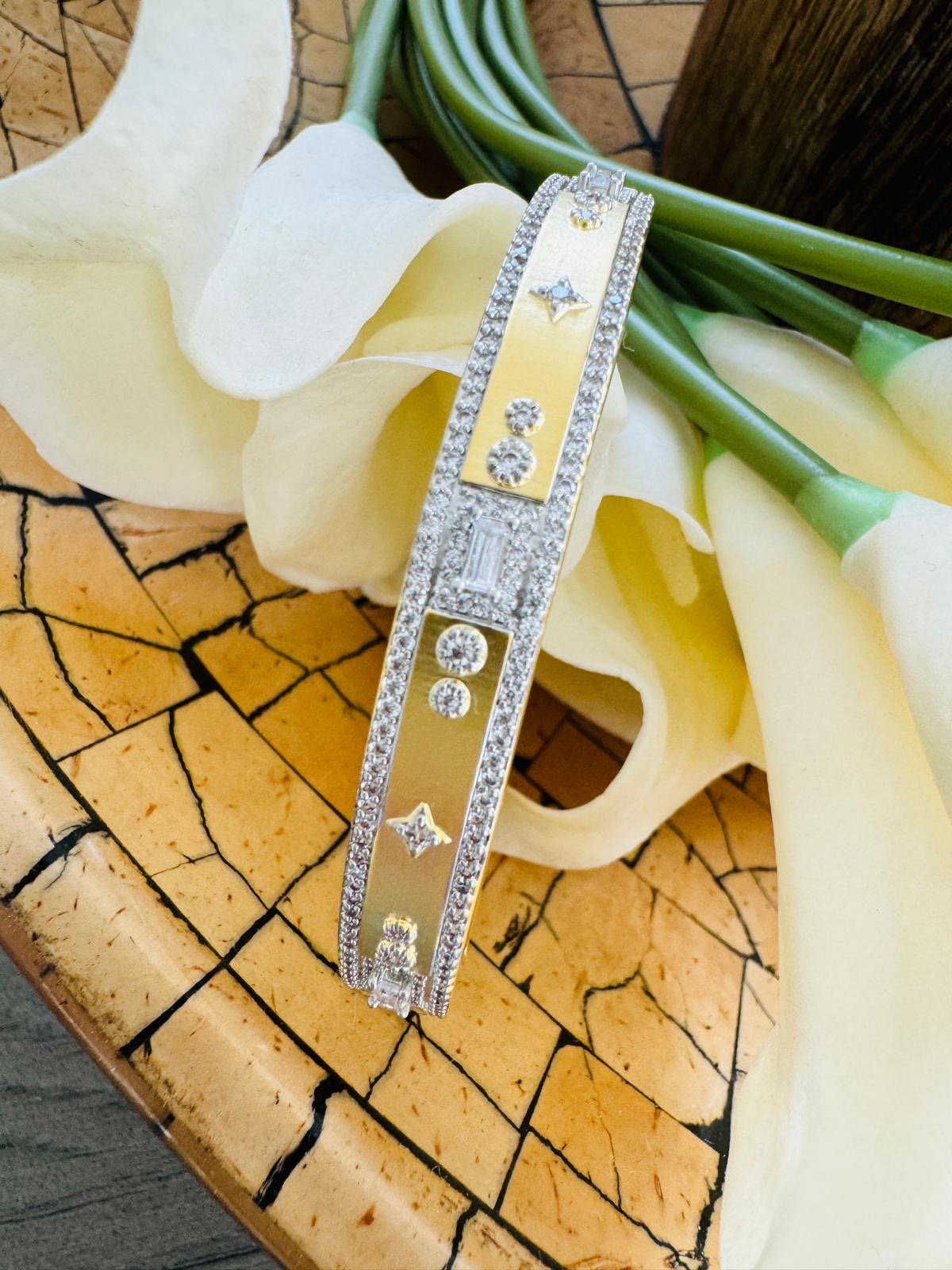 Look of Fine Rich Gold Bangle with Rectangular Stone Detail